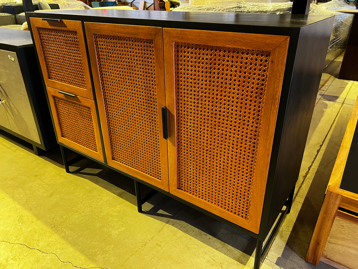 22185 Solihiya Buffet Cabinet / Console – Dedipo Furniture Depot