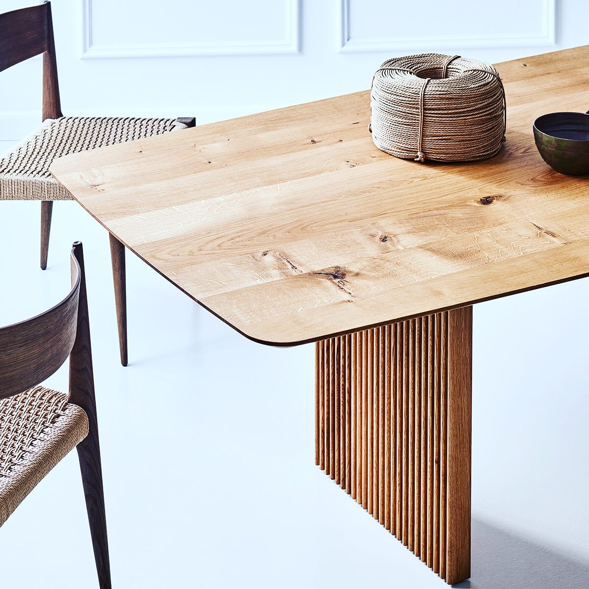 Groove Dining Table – Dedipo Furniture Depot